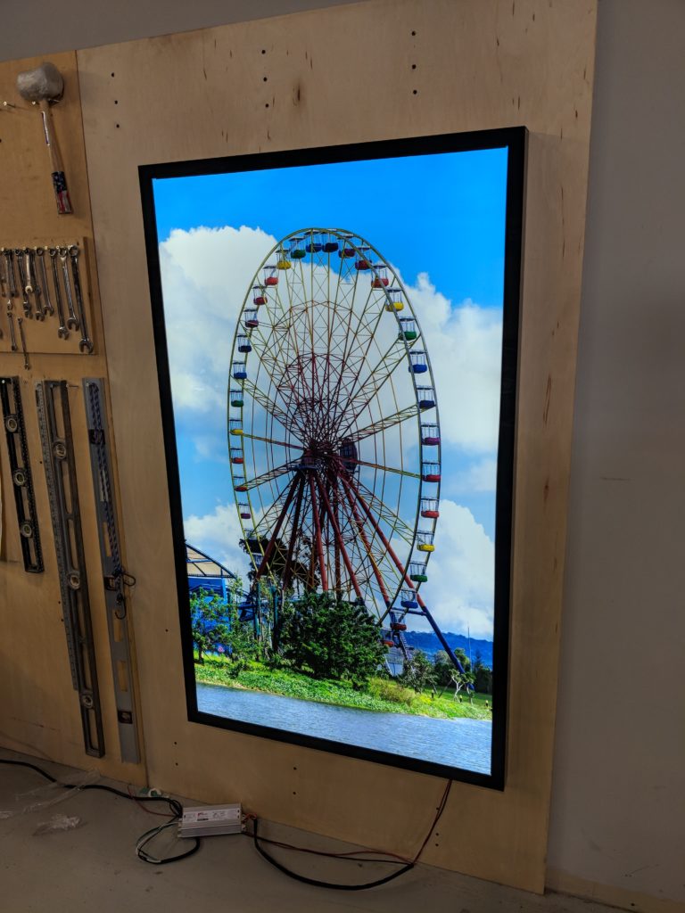 Custom Light Box - Plas-Tech Inc.